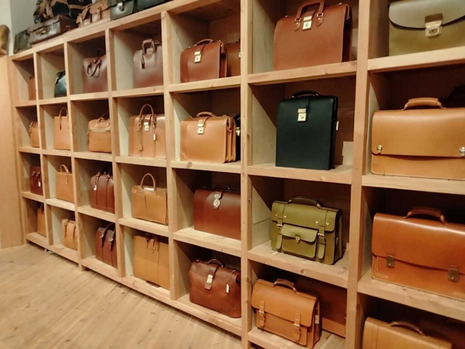 5 Recommended Shops in Tokyo,Japan for Japanese Leather Bags Every Man ...